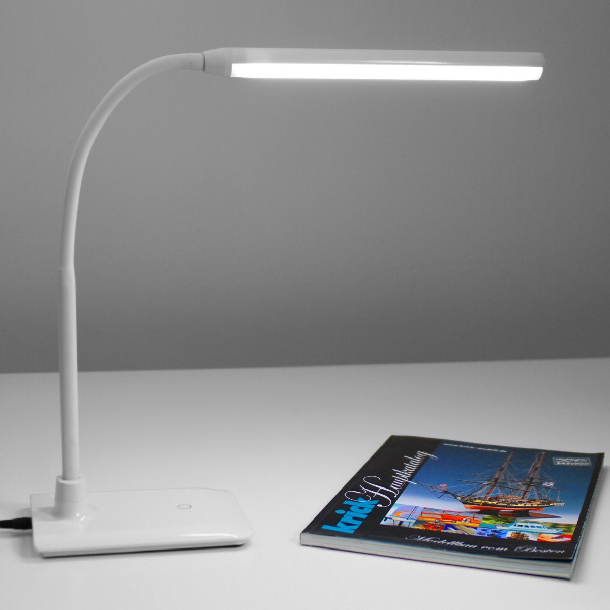 Uno LED Table Lamp — Magnifiers NZ